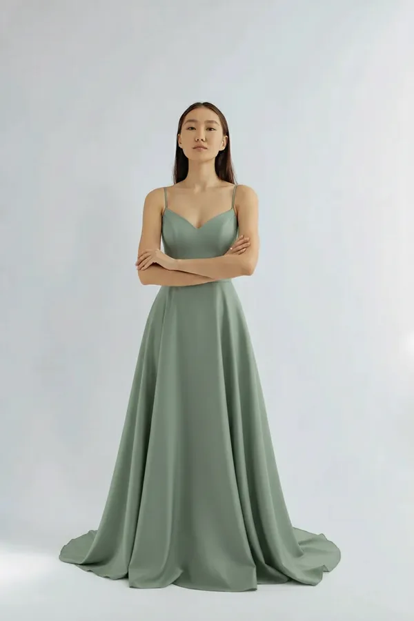 Mother of the Bride Dresses: Complete Style Guide 2026 | RobeMarie
